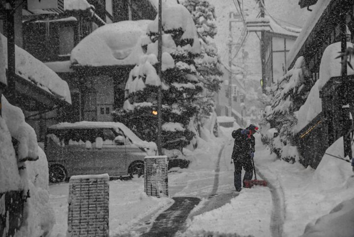 Huge snowfalls at ski resorts in Japan – one gets over 7 feet in 3 days ...